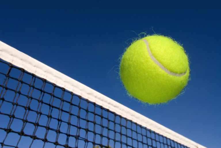 Sport TENNIS Madrid. Alexander Zverev rejoint Jannik Sinner en finale ...